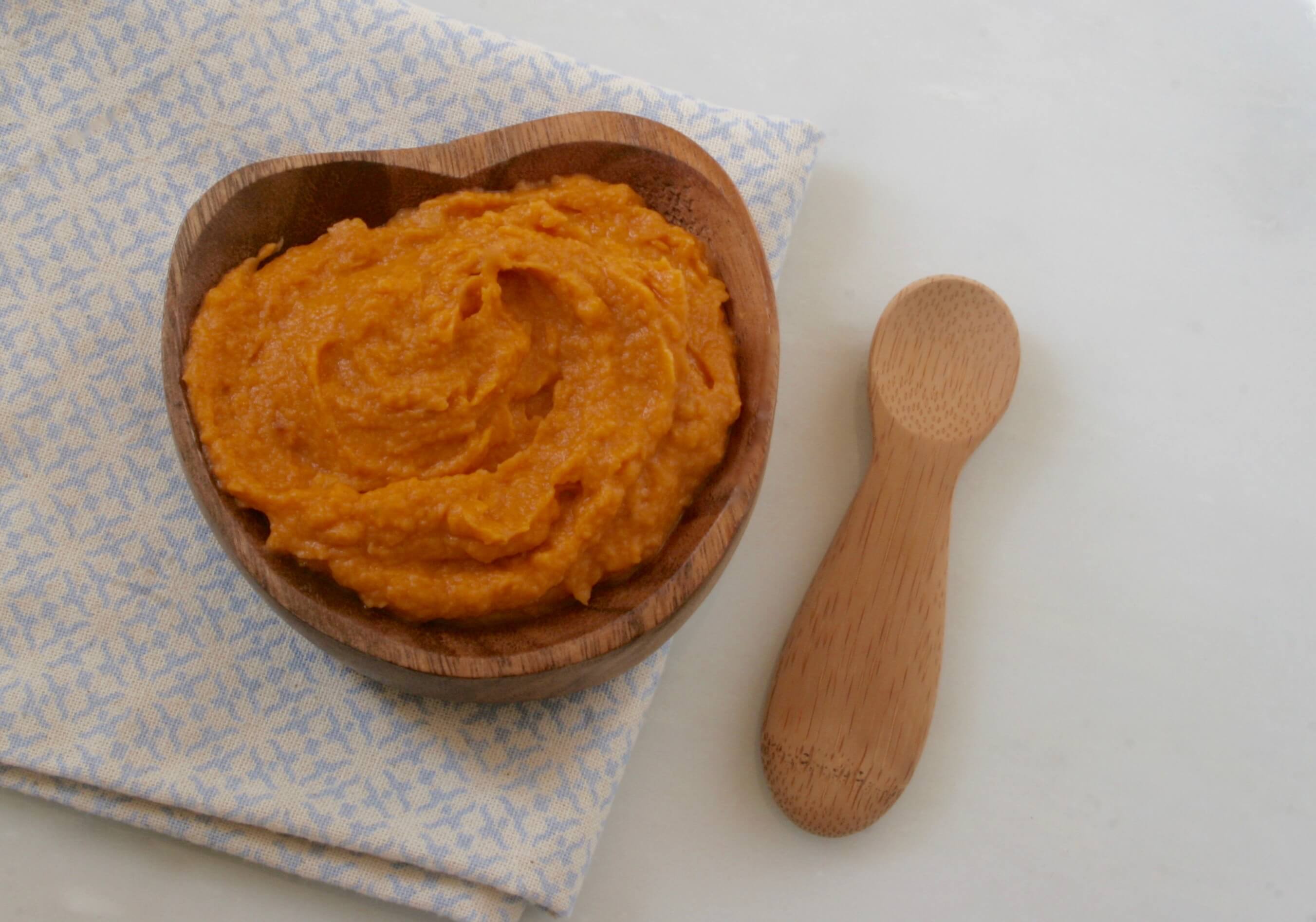 Butternut puree pizza – Baby Loves Veg